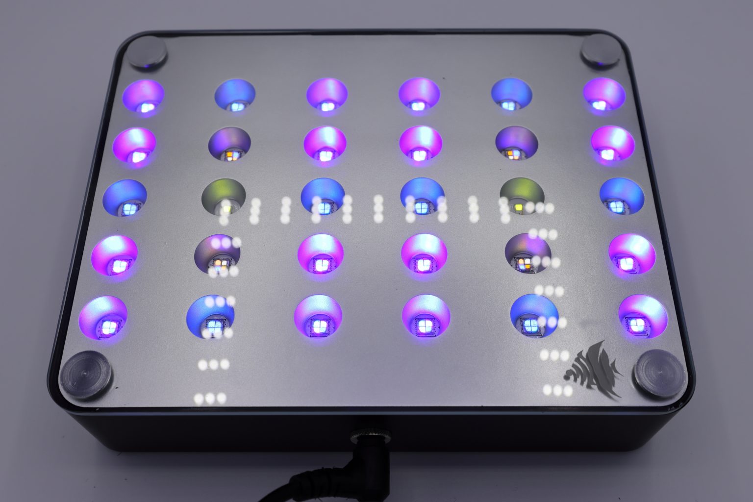 ReeFi Uno 2.1 Pro with ReeFi Tank Mount Kit – ReeFi Lab