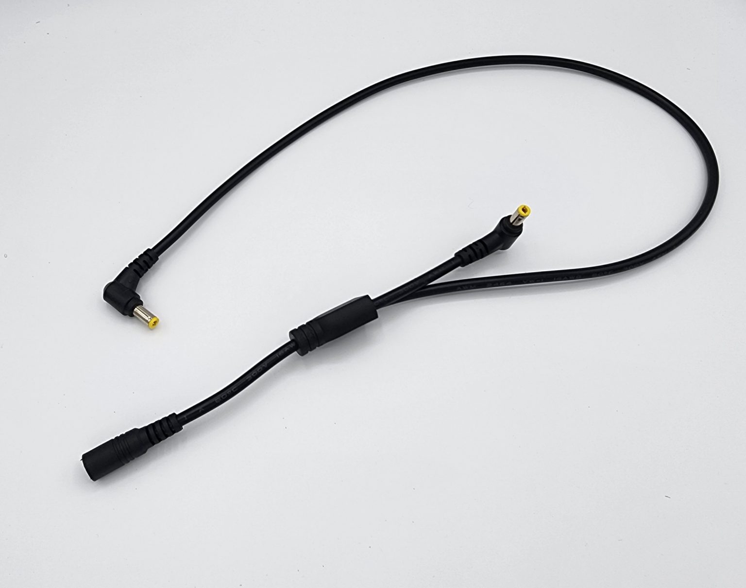Daisy Chain DC Cable – ReeFi Lab